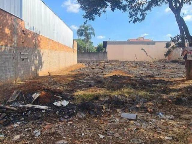 Terreno à venda no Remanso Campineiro em Hortolândia/SP