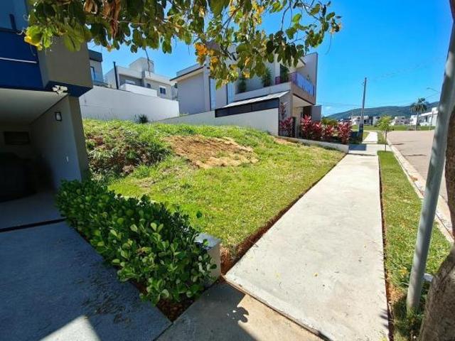 Terreno à Venda no Reserva Ermida: 250m² Pronto para Construir no Melhor Condomínio de Jundiaí!