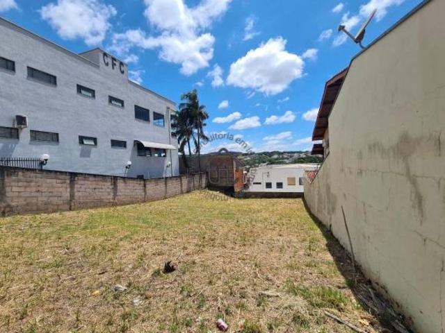 Terreno à venda no Residencial Aquários em Vinhedo