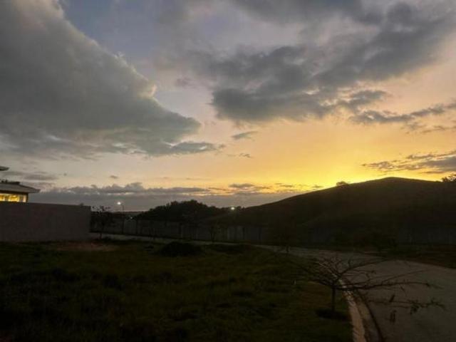 Terreno à venda no Residencial Arboretum em Santa Cândida em Vinhedo SP
