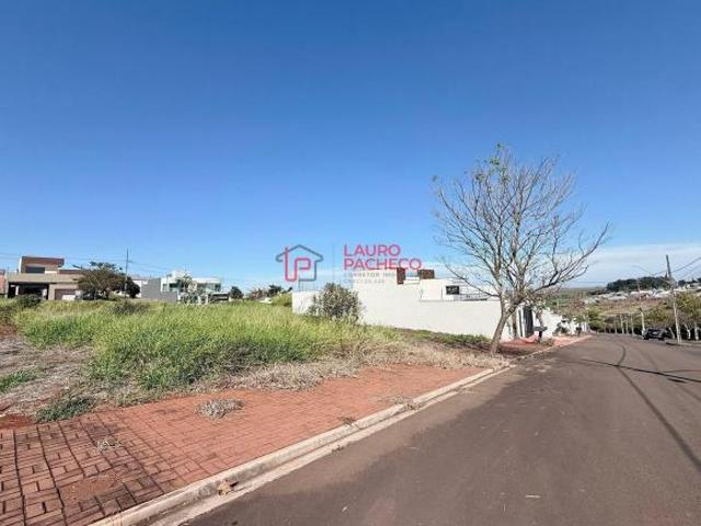 Terreno à Venda no Residencial Belmonte
