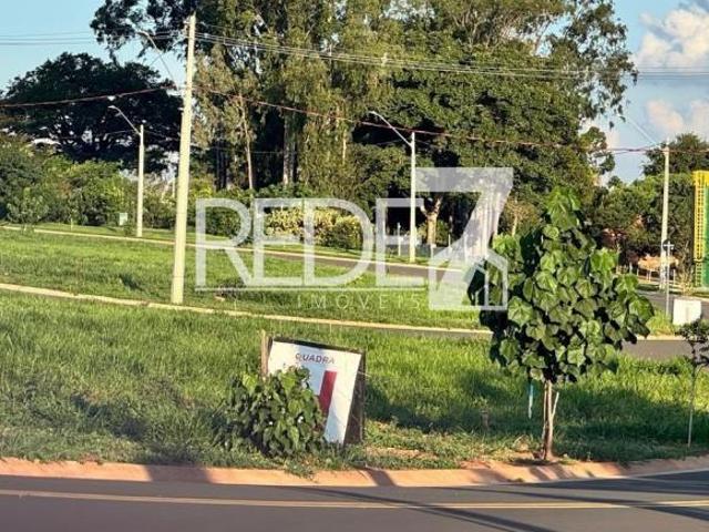 Terreno à Venda no Residencial das Acácias, Paulínia SP: 300m² de Área, Documentação Quitada ou Fina