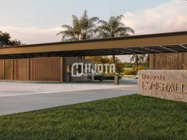 Terreno à venda no Residencial Eco Village I