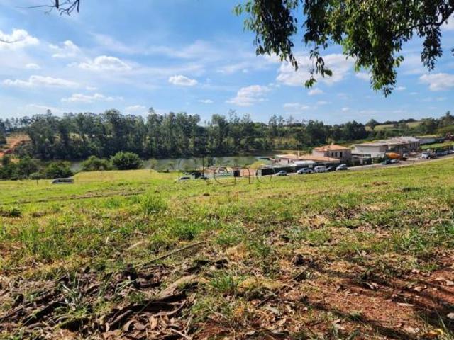 Terreno à venda no Residencial Fazenda da Grama Itupeva com 2.828 m²