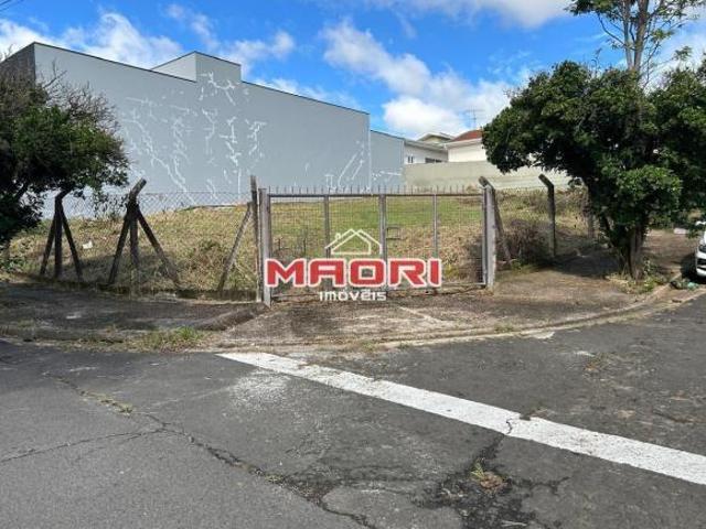 Terreno à venda no Residencial São Luiz em Valinhos