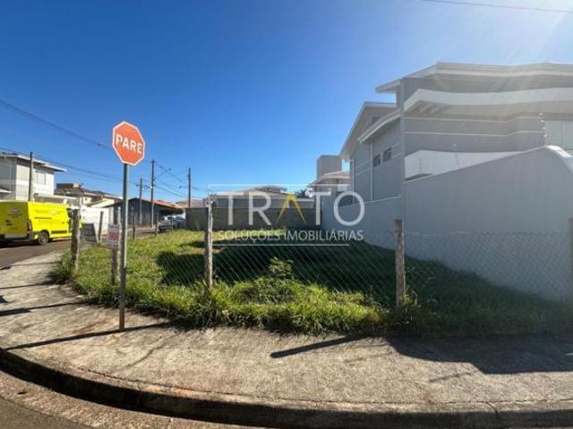 Terreno à venda no Residencial Terras do Barão