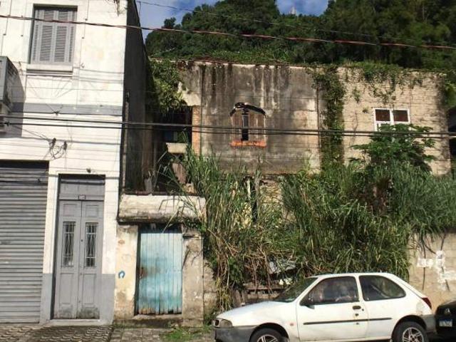 Terreno à venda no Valongo em Santos