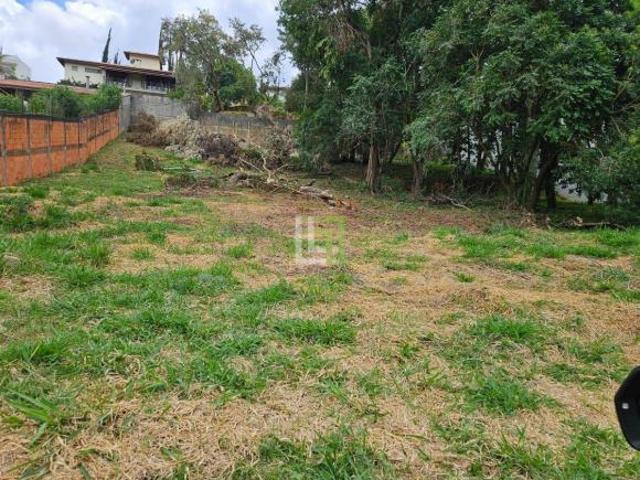 Terreno à venda na Chácara Malota