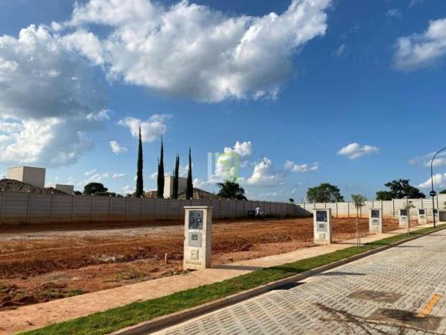 Terreno à venda na Chácara Morada Mediterrânea