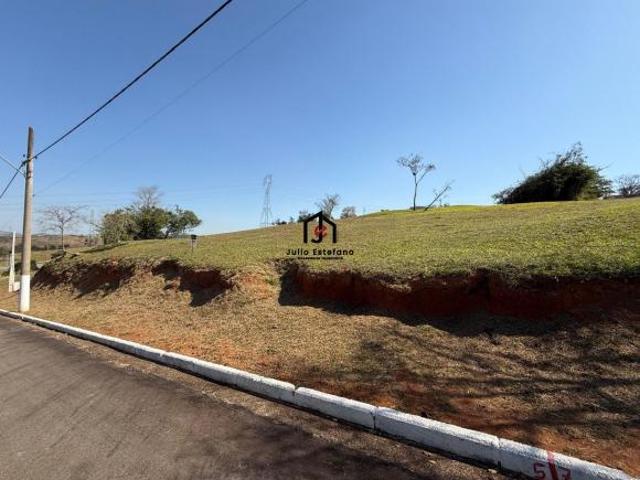 Terreno à venda na Chácara São Félix