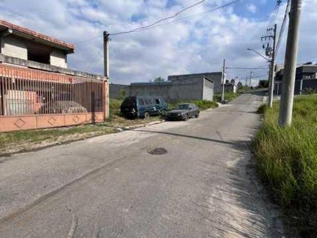 Terreno à venda na Cidade Soberana