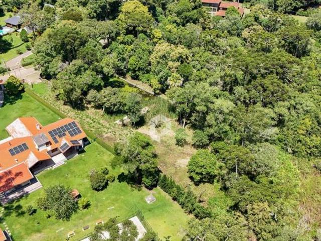 Terreno à venda na Borda do Campo