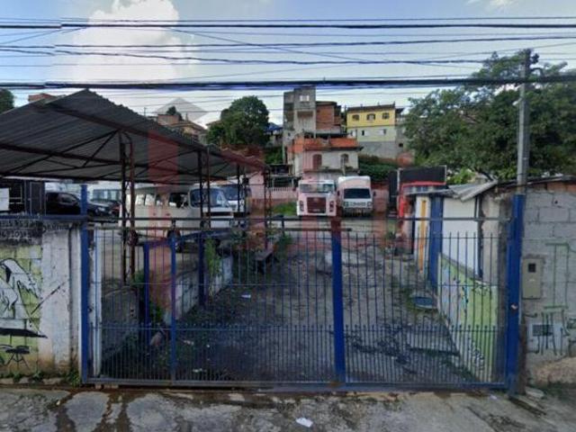 Terreno à Venda na Brasilândia com 1.295 m²
