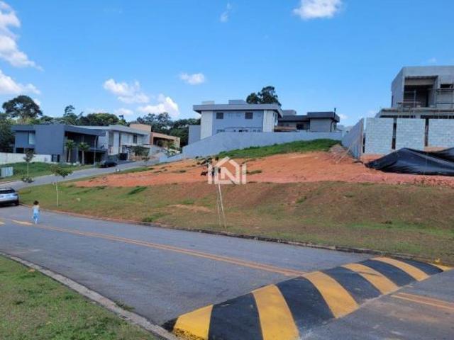 Terreno à venda na Granja Viana