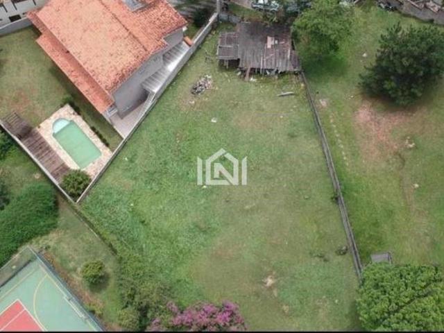 Terreno à venda na Granja Viana