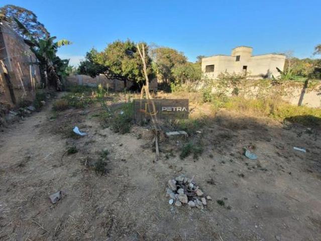 Terreno à venda na Estâncias Imperiais