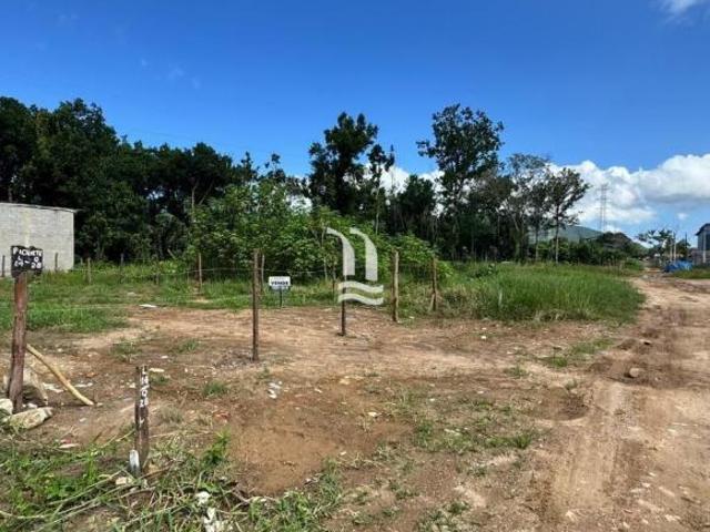 Terreno à venda na Praia do Sapê