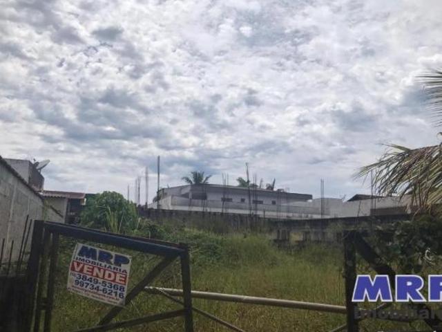 Terreno à venda na praia da Maranduba, a 600m da praia, com escritura e inicio de obra!