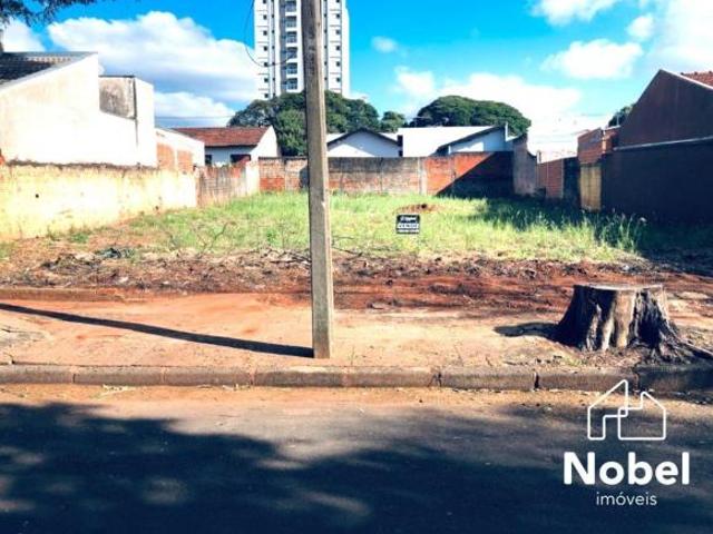 Terreno à venda na região central de Cianorte PR com 585,70m² de área. Encontre seu espaço ideal ago