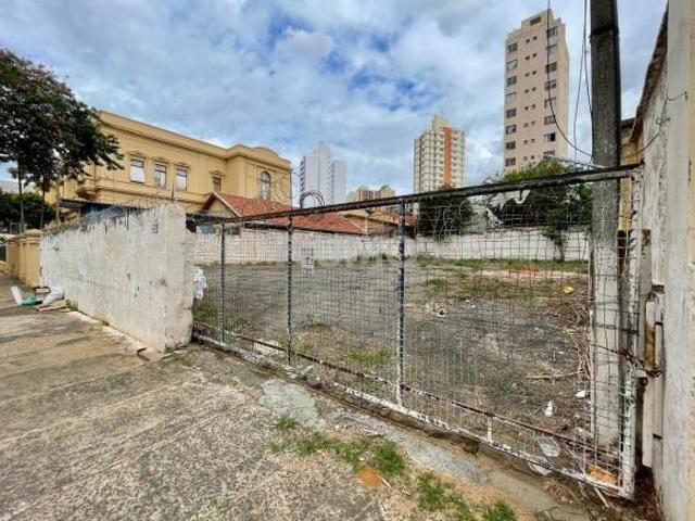 Terreno à venda na Rua Culto à Ciência em Campinas