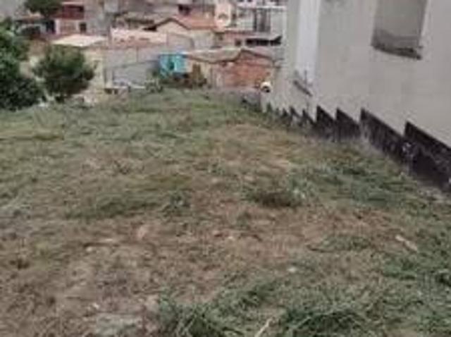 Terreno à venda na Vila Barão
