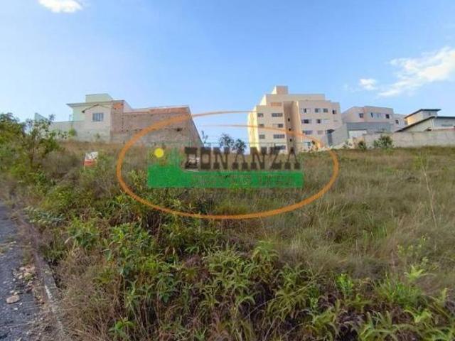Terreno à venda na Vila Belizário