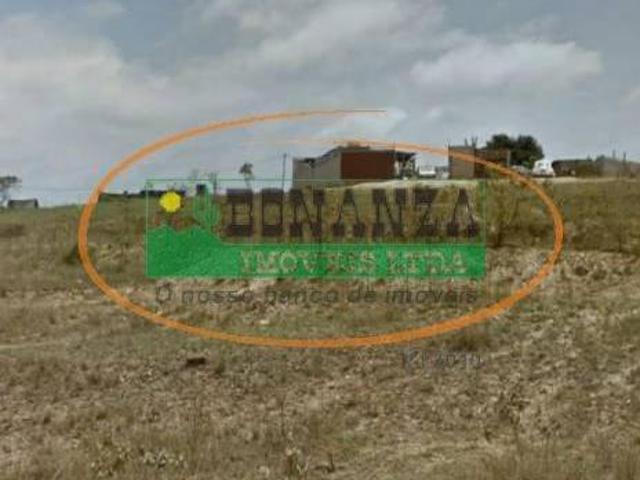 Terreno à venda na Vila Brasil