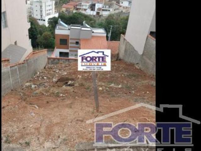 Terreno à venda na Vila Caio Junqueira