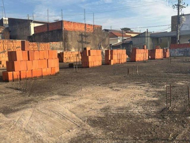 Terreno à venda na Vila Fiori