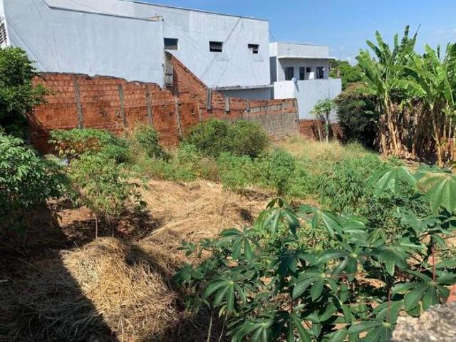 Terreno à venda na Vila Ginasial com 406m²