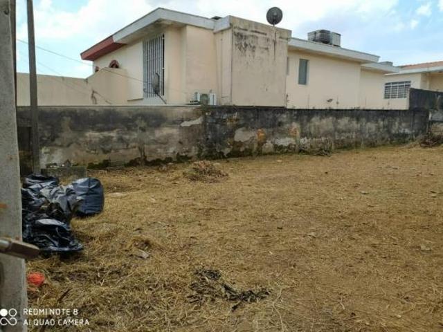 Terreno à venda na Vila Inglesa com 330m²