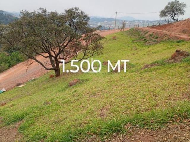 Terreno à venda na Vila Maringá