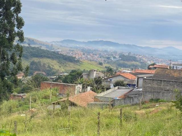 Terreno a Venda na Vila Operária Lady Katita em Bom Jesus dos Perdões