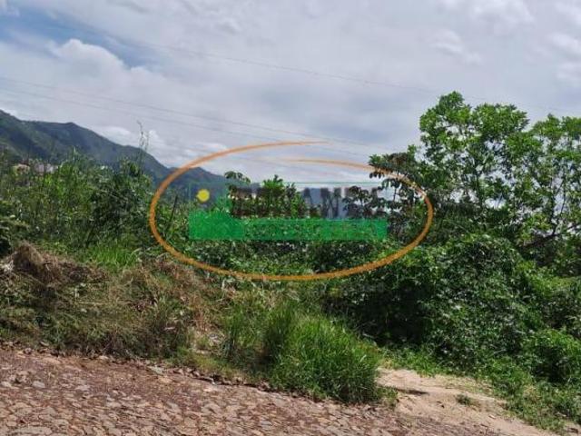 Terreno à venda na Vila Real