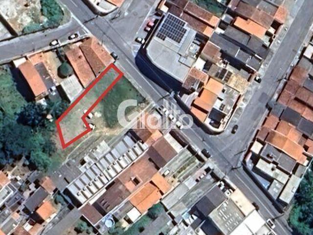 Terreno à venda na Vila São Sebastião, Mogi das Cruzes/SP 259m²