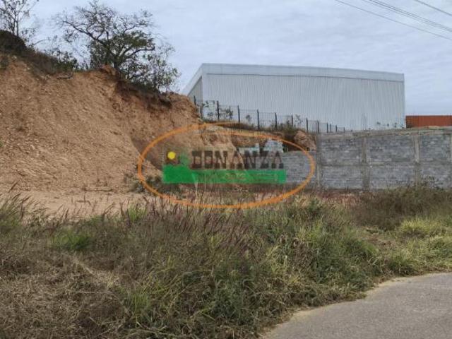 Terreno à venda na Vila São Paulo Fábricas