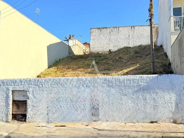 Terreno à venda na Vila Santa Libânia