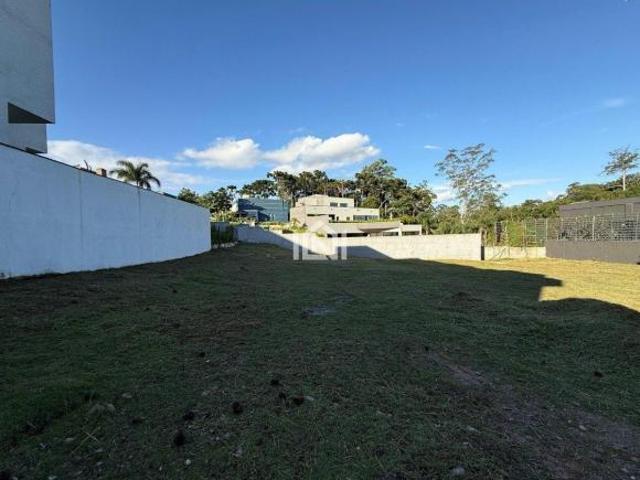 Terreno à venda nas Chácaras São Carlos