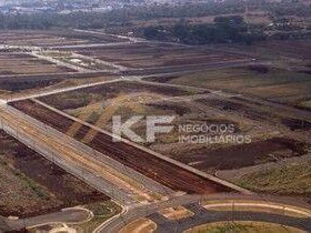 Terreno à venda perto do Novo Shopping