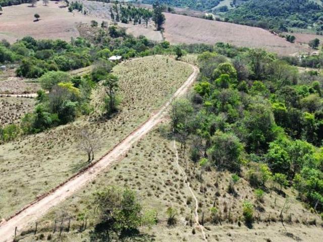 Terreno à venda – Pinhalzinho dos Góes, Inconfidentes/MG