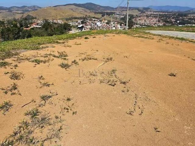 Terreno à Venda, Plano, 300M², Loteamento Paraiso da Montanha, Santo Cruzeiro, Piracaia, SP