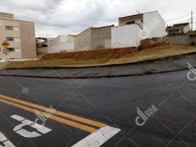 Terreno à venda Vila Amato, Sorocaba, Plano, c/924m², Excelente local dentro do bairro, fácil acess