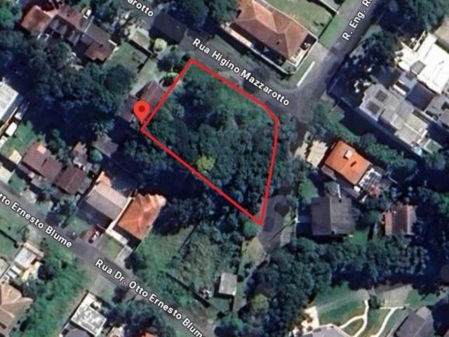 Terreno à Venda – Vista Alegre, Curitiba