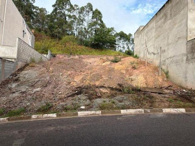 Terreno aclive 210m2 a venda no condomínio Mais Viver em Cajamar