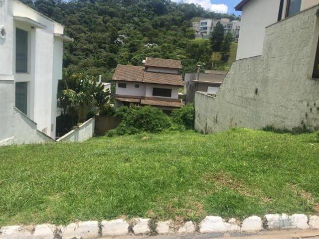 Terreno Alphaville Valville 1