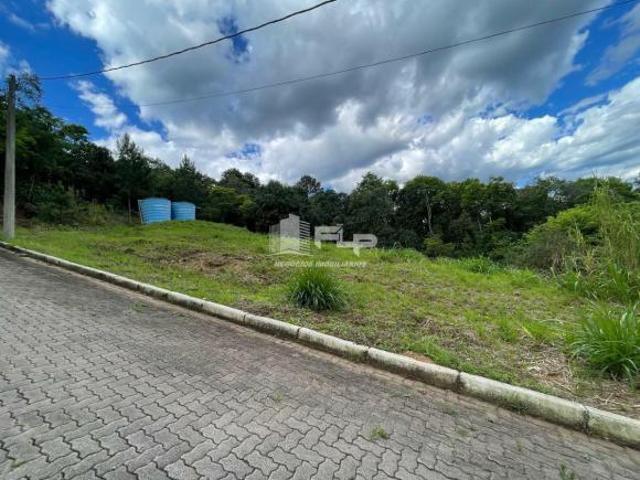 TERRENO AMPLO NO CENTRO DE VALE REAL
