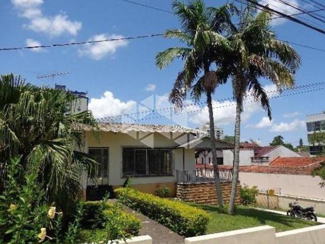 TERRENO AMPLO NO CENTRO PRÓXIMO HOSPITAL SANTA CRUZ