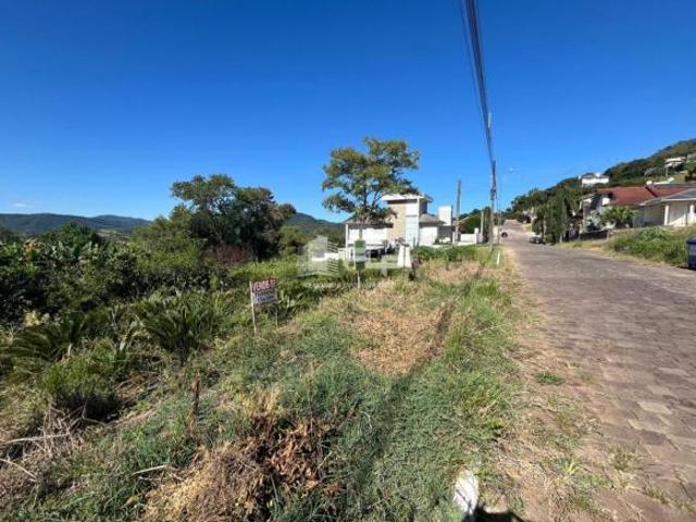 TERRENO AMPLO NO LOT. COLINA