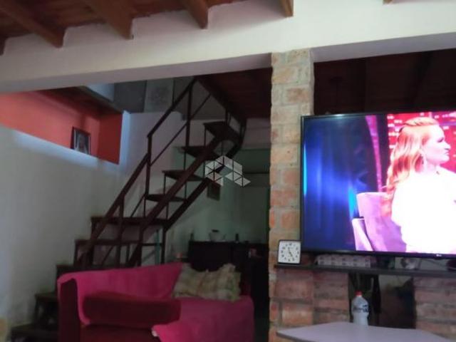Terreno amplo a venda com casa Na Santa Isabel em Viamão