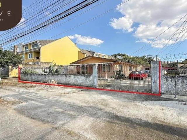 Terreno amplo com 754 m² a venda no bairro Boqueirão, em Curitiba/PR